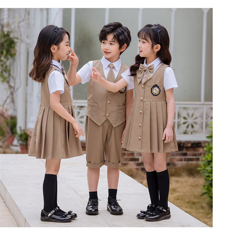 International school elementary school uniform